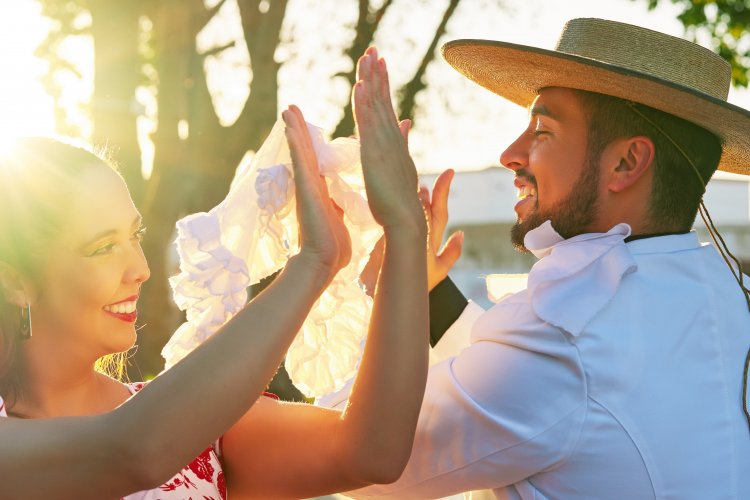 Mucho más que cueca: los bailes chilenos que hoy casi no se ven ...